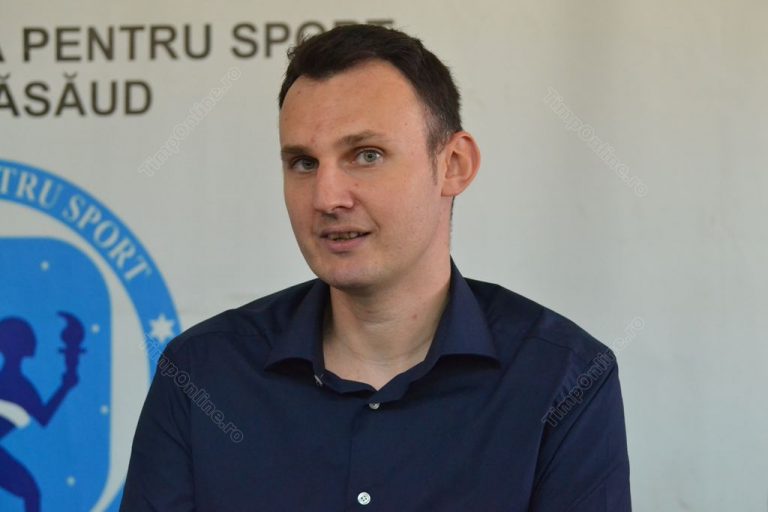 Adrian Crișan: Baloo, AC/DC, fascinanta poveste – TimpOnline.ro