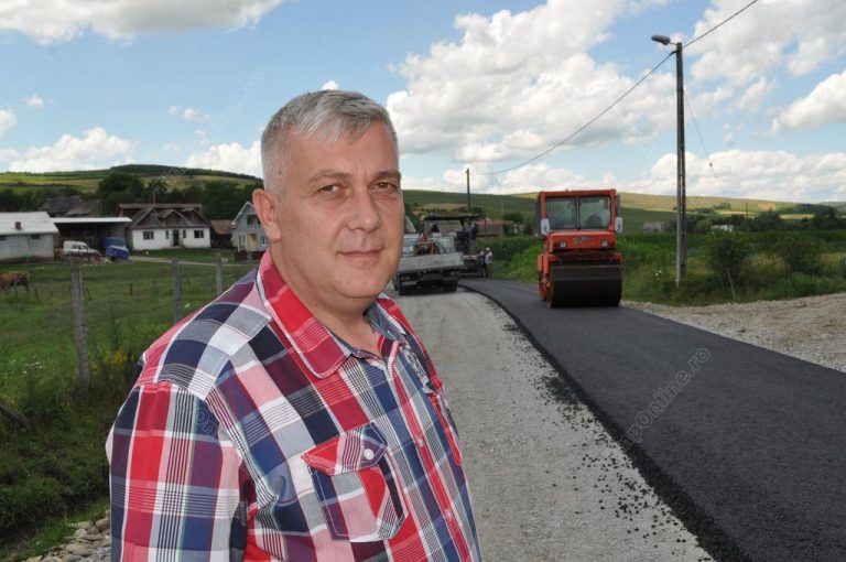 La Jimbor se va ajunge pe asfalt. Silaşi: Cea mai mare realizare a mea ...