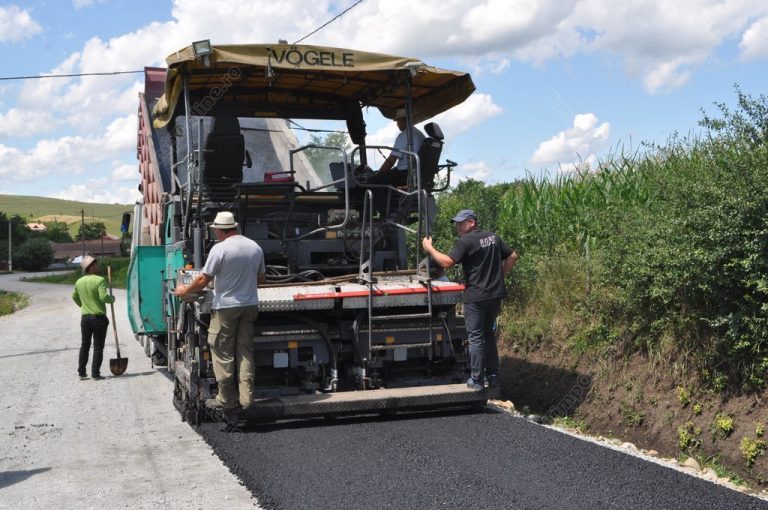 La Jimbor se va ajunge pe asfalt. Silaşi: Cea mai mare realizare a mea ...