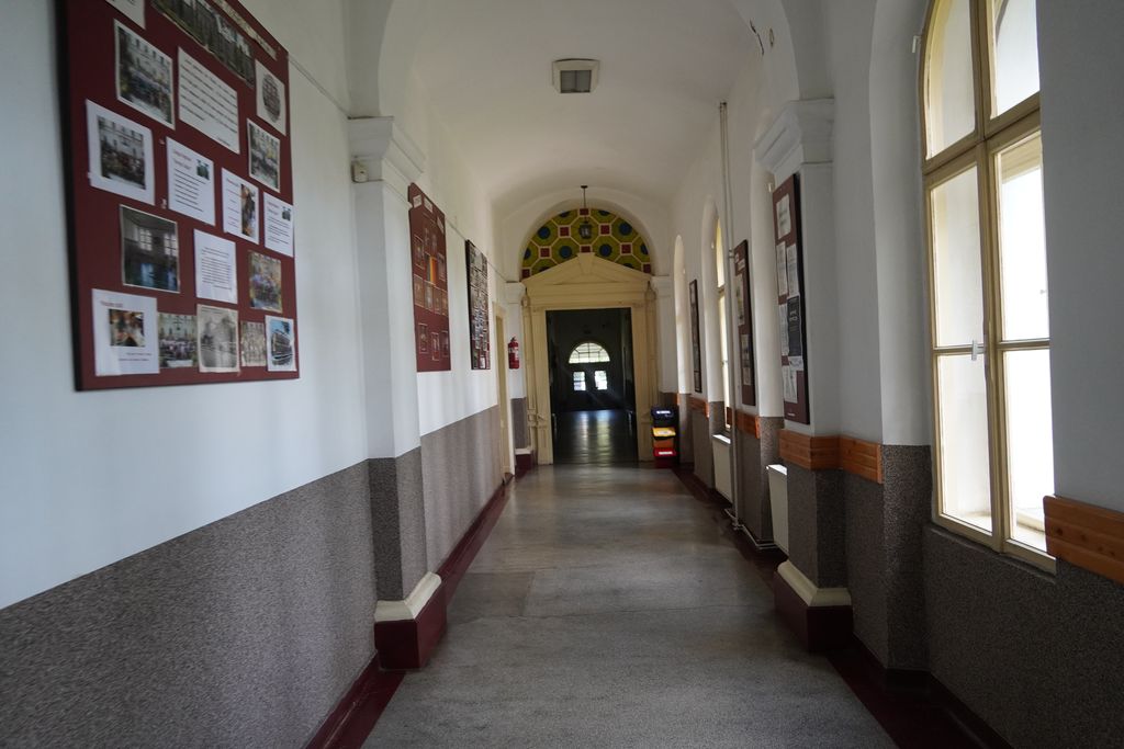 Până când pot fi încheiate mediile pentru elevii din clasele terminale ...