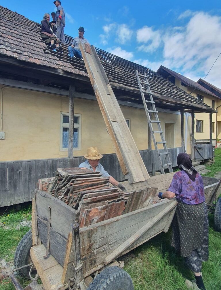 Cea mai veche locuință din Feldru, cu pereți din piatră, dispare după ...