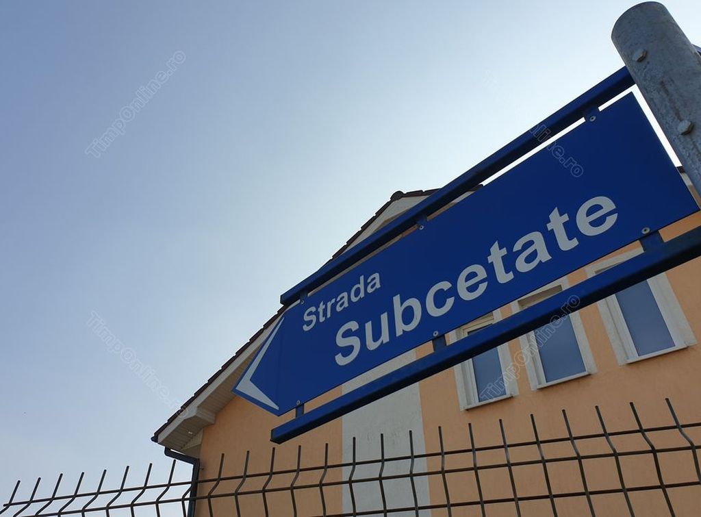 Cum a ajuns o familie din Bistrița să transporte prin sufragerie ...