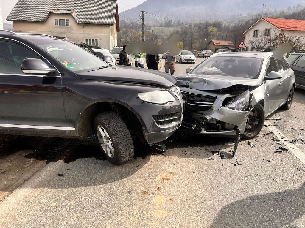 Accident la Maieru. O persoană a fost transportată la spital – TimpOnline.ro