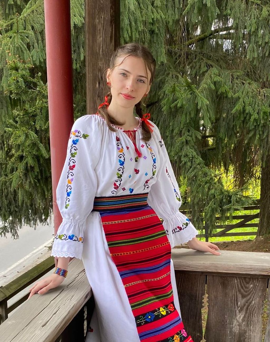Frumusețea care reprezintă județul, în finala concursului ”Filon de ...