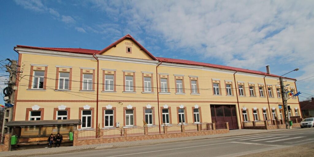 Răsturnare de situație în privința conducerii Liceului Tehnologic ...