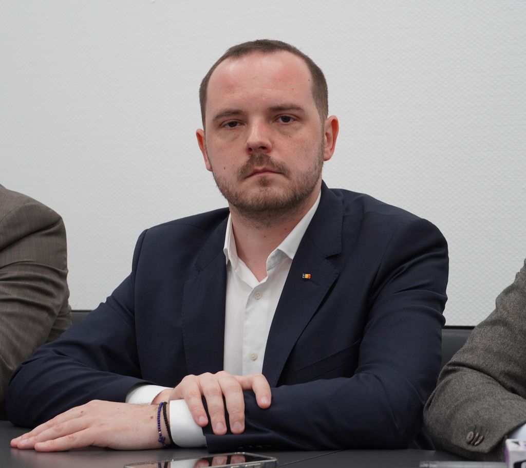 Ministrul Sănătății atenționează medicii care lucrează atât la stat ...